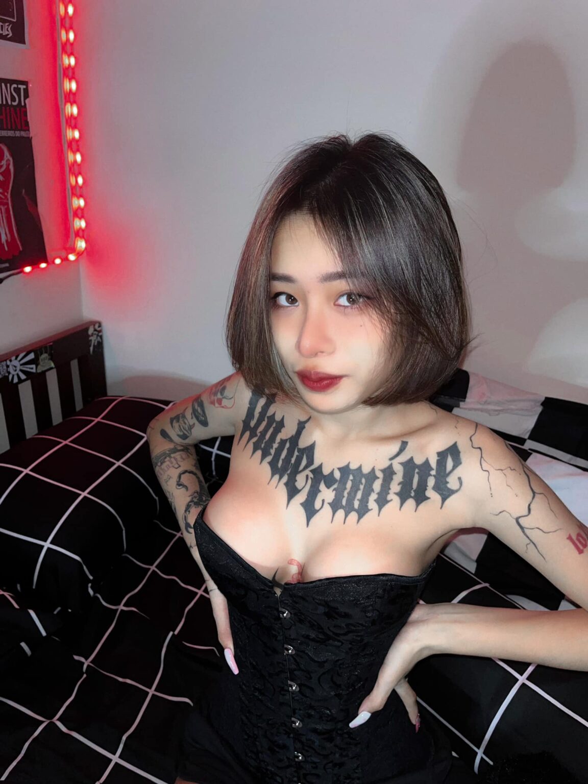 yayee onlyfans สาวลายสัก สไตล์สุดเฟียส กับผลงานสุดสยิว18+